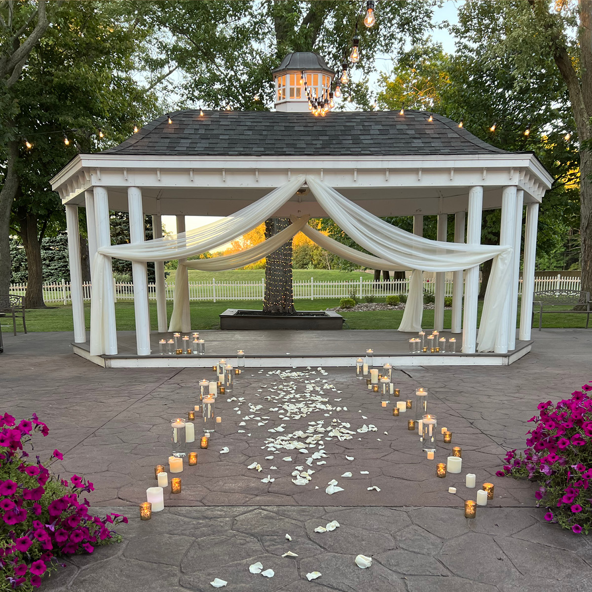 Patio - Creekside Banquet