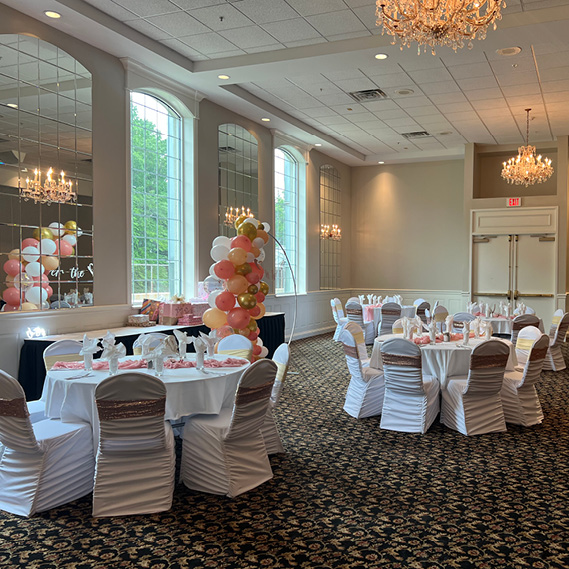 The Queen Room | Creekside Banquet